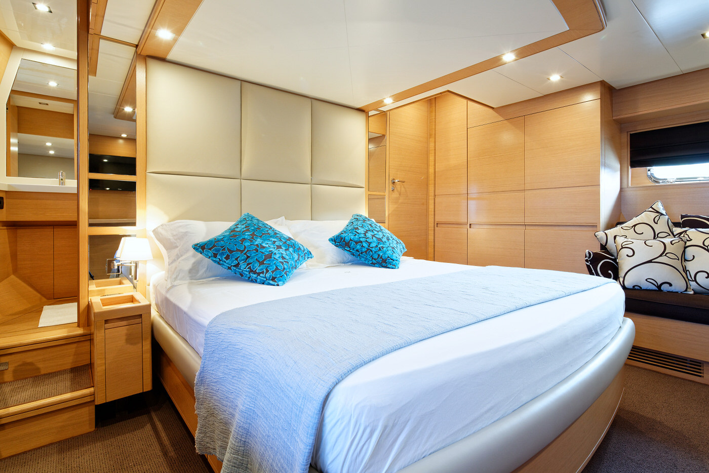 LUDI - Master Cabin Detail With Tv – Luxury Yacht Browser | by ...
